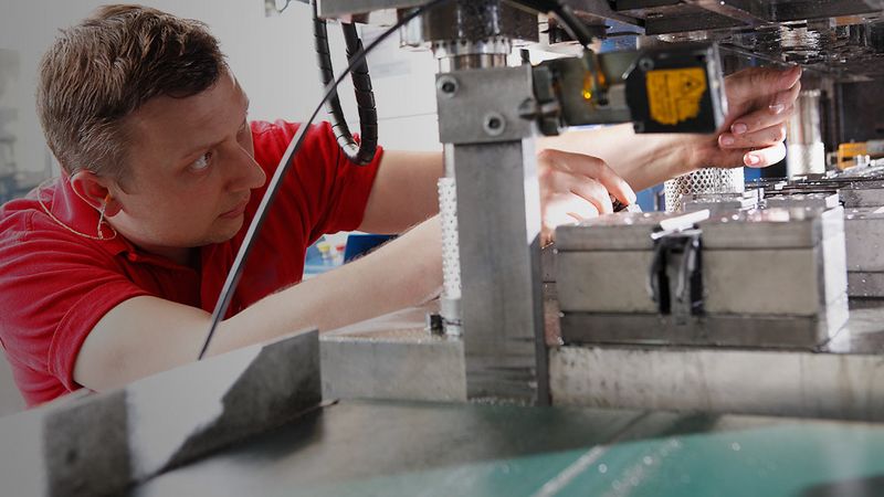 Präzisionstechnologien für Metallverarbeitung | Fischer